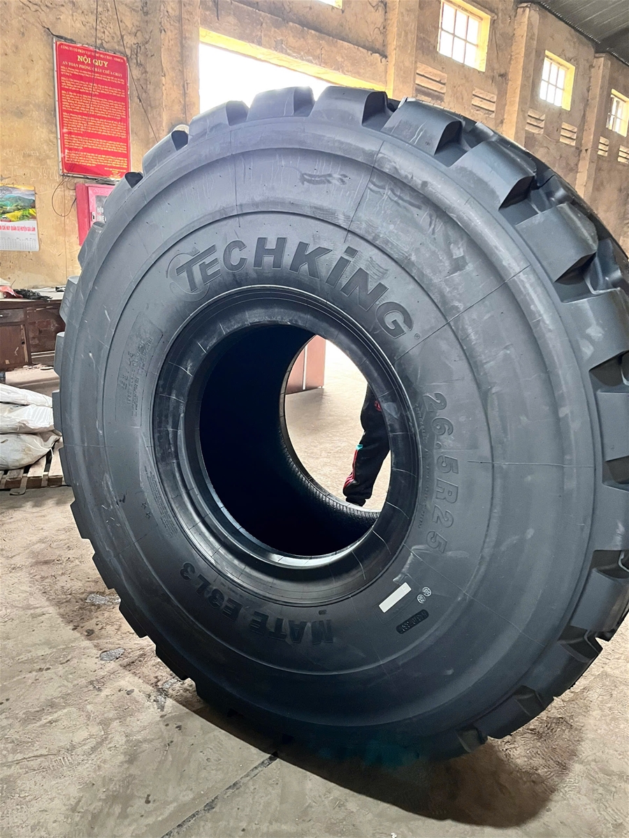 Techking MATE E3L3 26.5R25